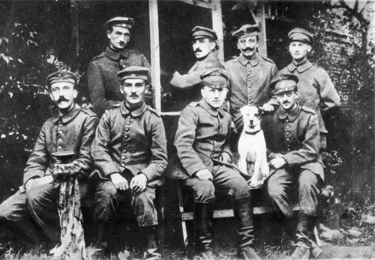 Los perros de Adolf Hitler