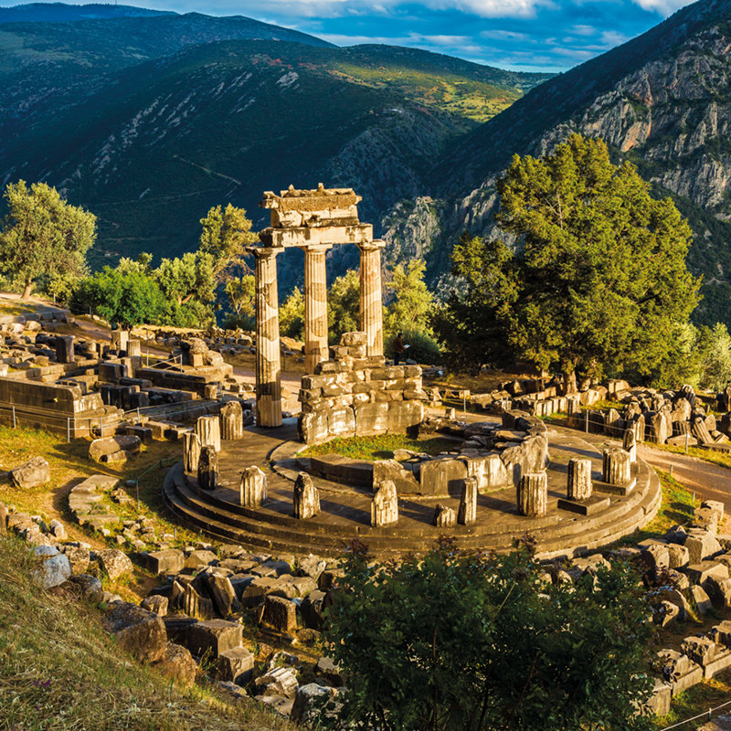 Cómo emergieron los restos del gran santuario de Apolo en Delfos
