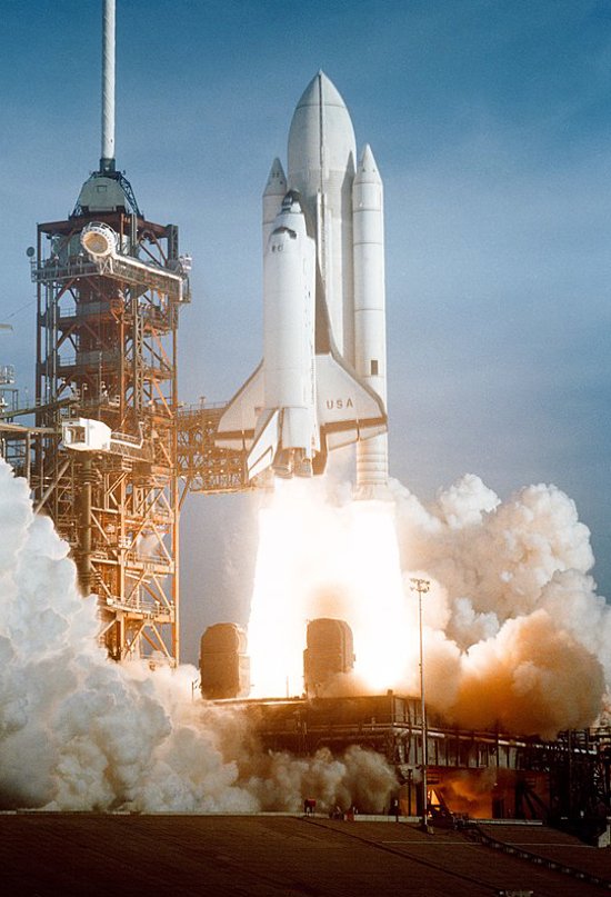 Reportajes y fotografías de Carrera espacial en National Geographic ...