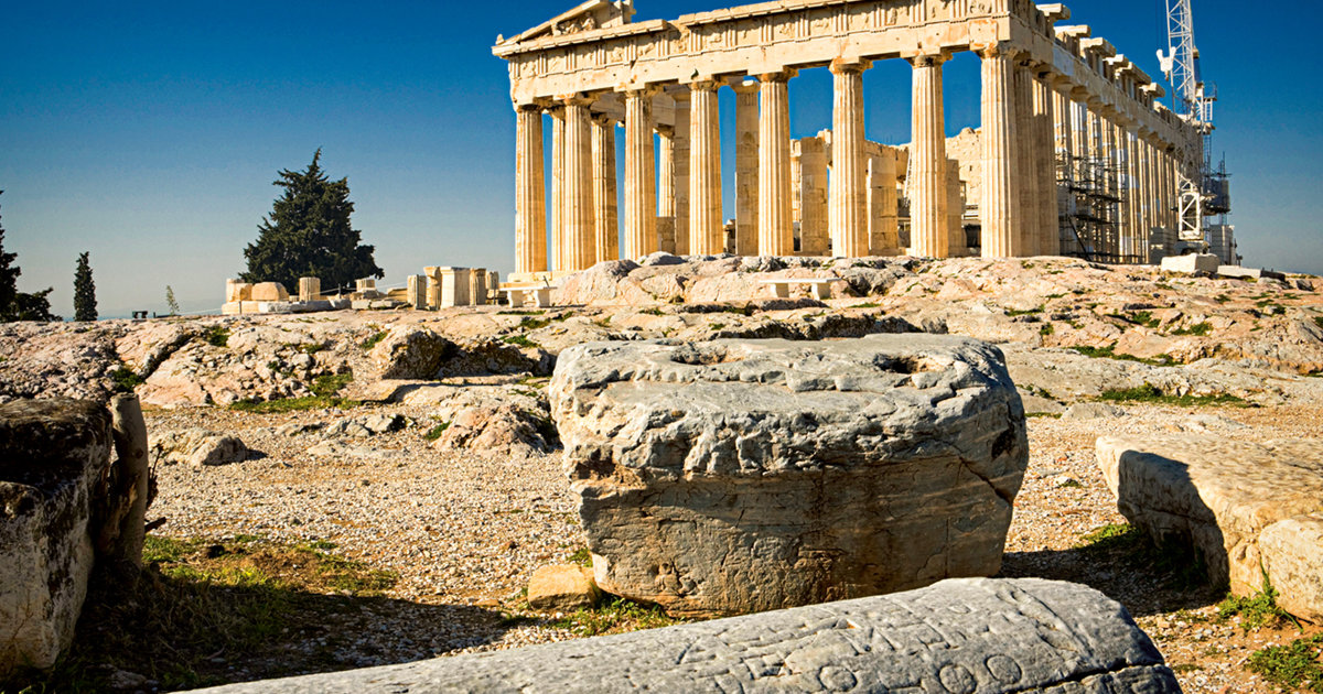 De templo a hotel y catedral: así evolucionó el Partenón de Atenas
