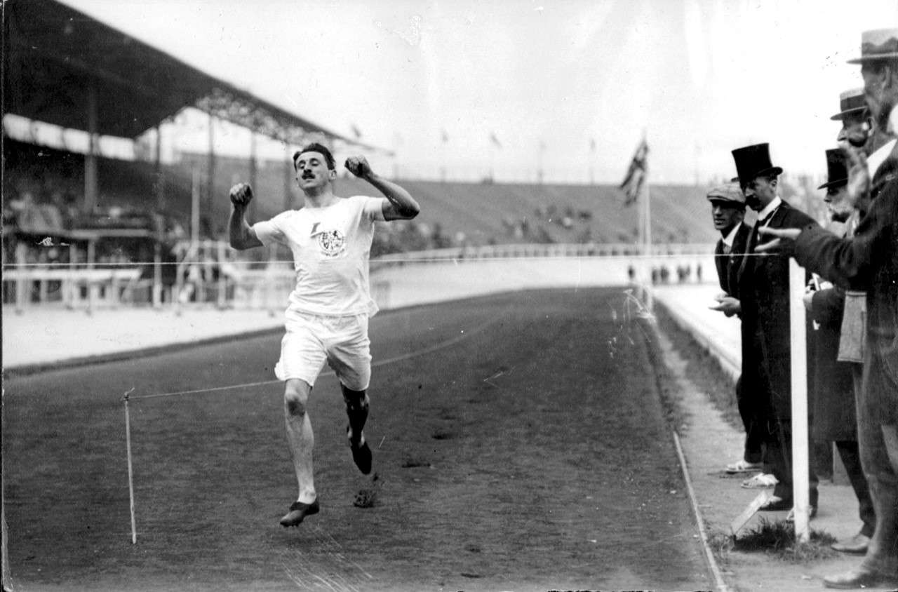 Londres 1908: pique entre anglosajones