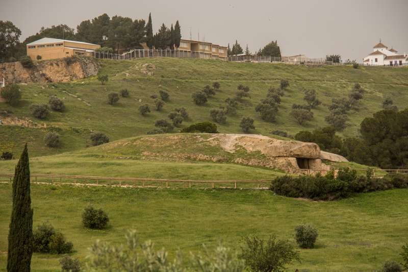 Un sorprendente estudio revela cómo se construyó el dolmen de Menga ...