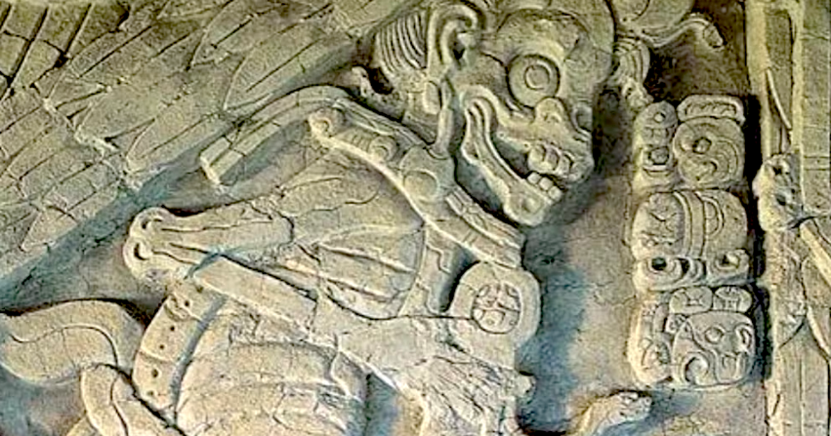 Estatuas Del Dios Maya De La Muerte