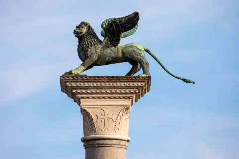 China podría ser el origen del león de la plaza San Marcos de Venecia