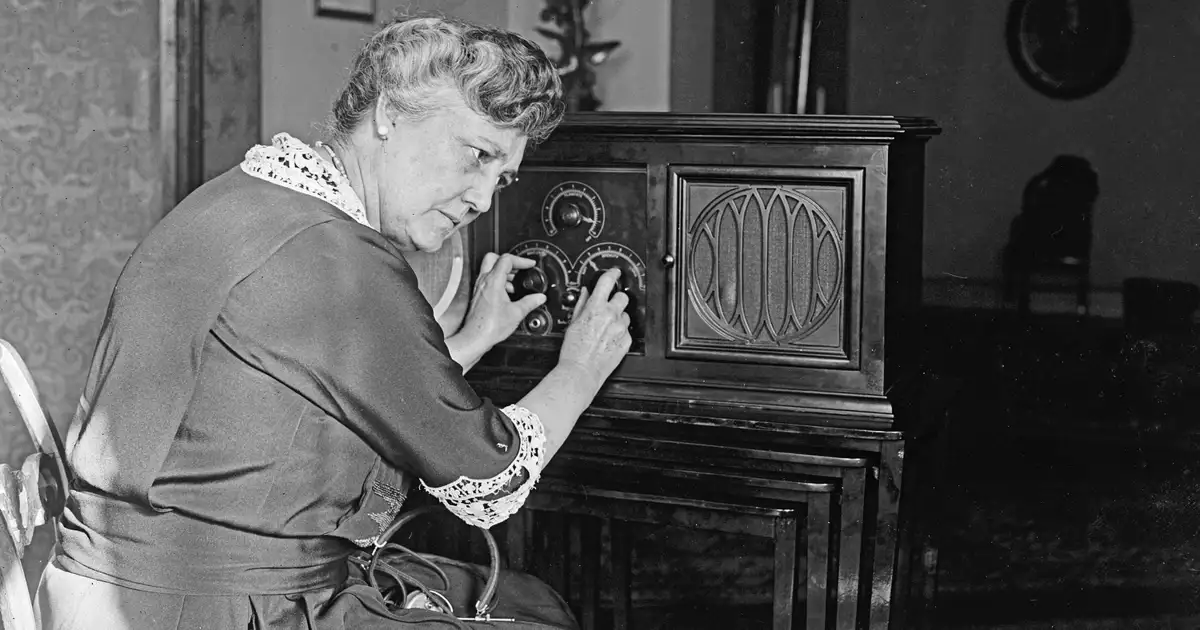 El nacimiento de la radio, el primer medio de masas