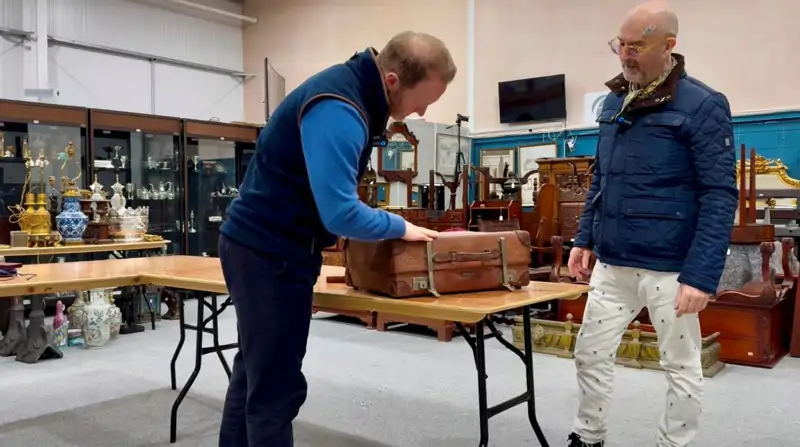 La maleta de Howard Carter, oculta durante 50 años en el lugar menos ...