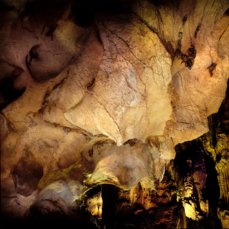 La maravilla del mes de Historia National Geographic está en Cantabria: las cuevas del Monte ...