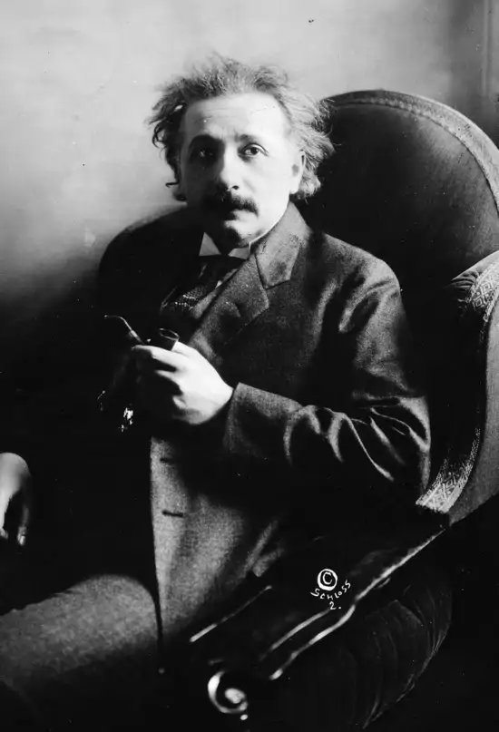 Albert Einstein: vida, características y su importancia para la ciencia