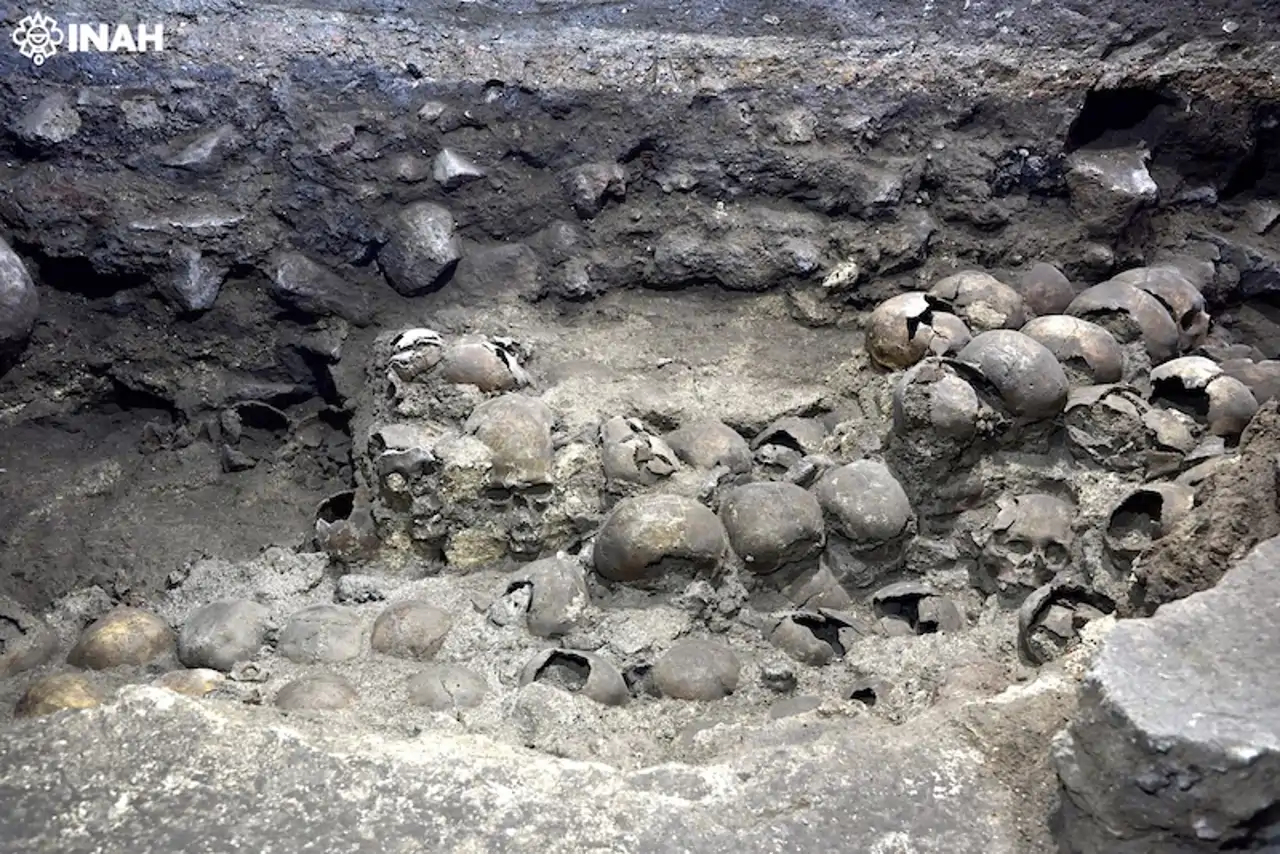 En el Huei Tzompantli de Tenochtitlán fueron sacrificadas más de 200 ...