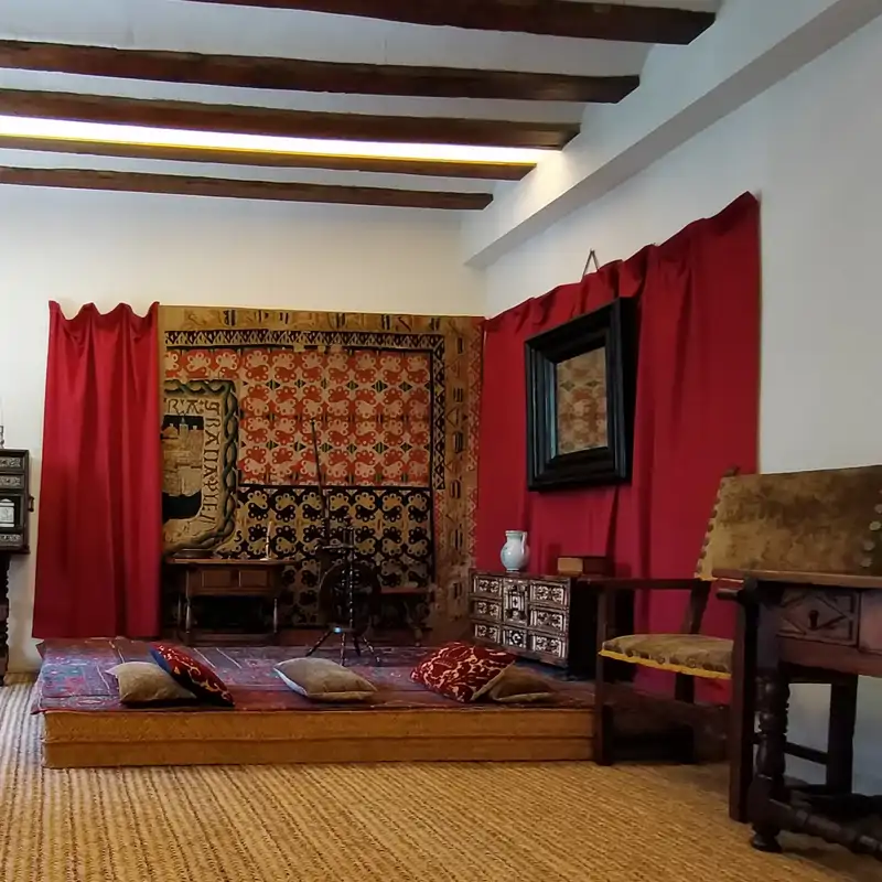 El antiguo símbolo universal de buena suerte que Adolf Hitler convirtió ...