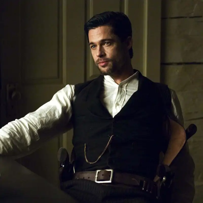 Así fue la vida de Dolores Ibárruri: la historia real de la Pasionaria ...