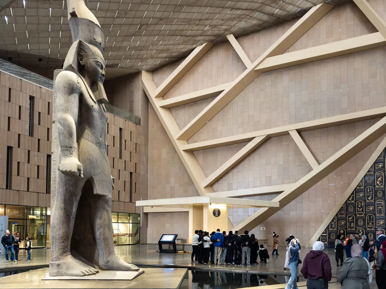 El Gran Museo Egipcio de El Cairo (GEM): tras veinte años llega la ...