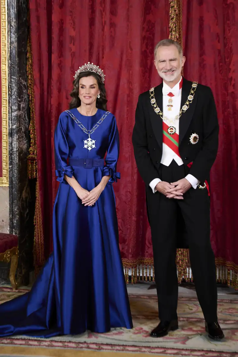 La historia de la tiara rusa: la joya 'olvidada' que ha lucido la reina ...