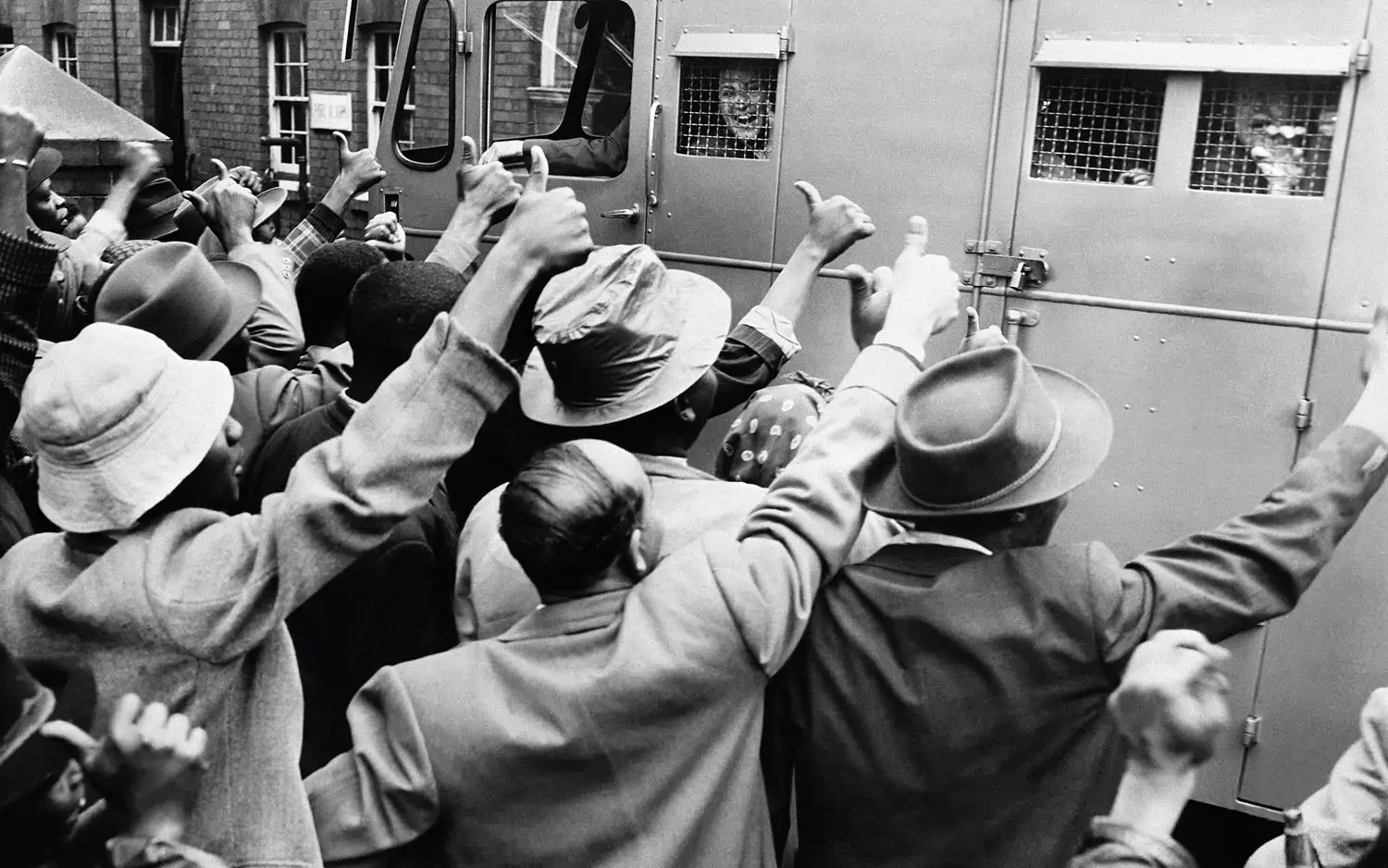La lucha contra el "apartheid"
