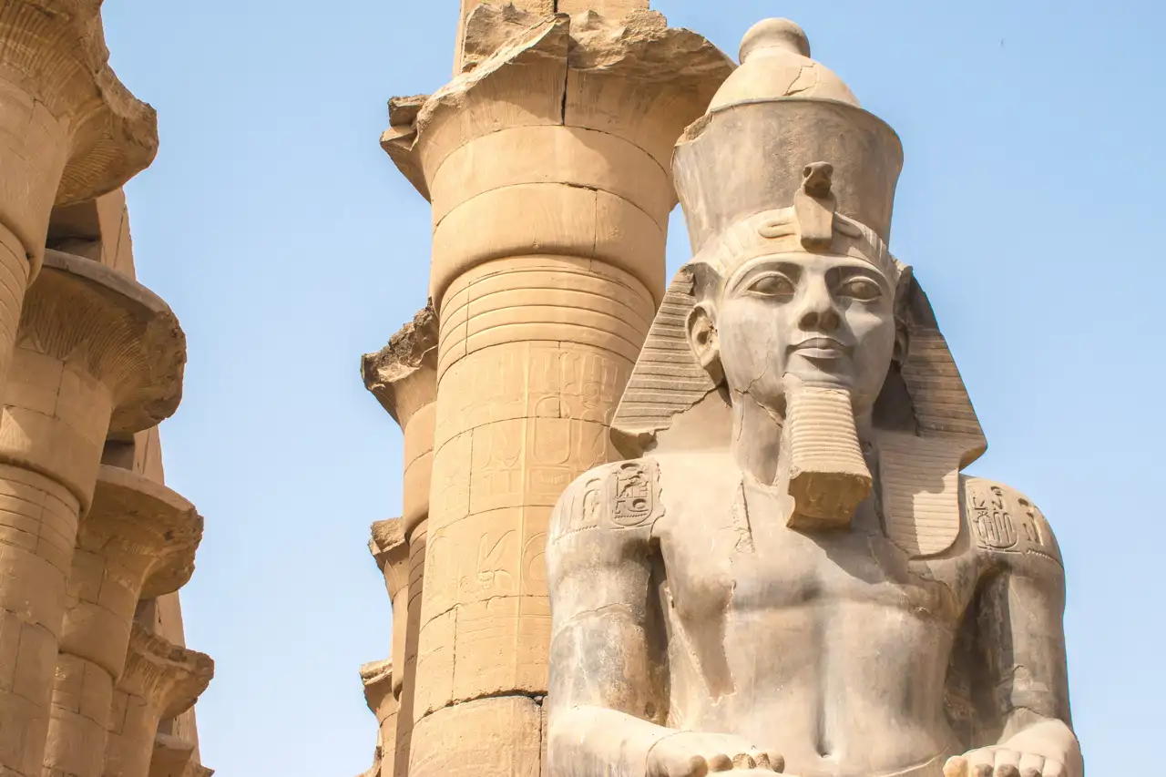 Así fue la infancia de Ramsés II: los primeros años del faraón que ...